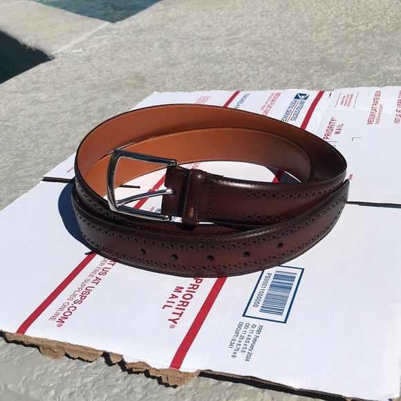 Allen Edmonds | Accessories | Allen Edmonds Newer Conditions 52w | Poshmark